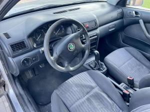 Pelēks Skoda Octavia 2001 Viļņa, ar dzinēja tilpumu 1.90 L un nobraukumu 347 tūkst. km par 1300 €, foto 14 vietnē AUTOMOTO.COM.LV
