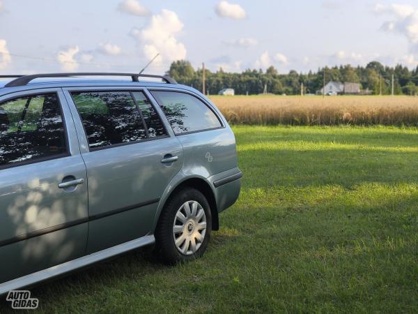 Pelēks Skoda Octavia 2003 Mažeikiai, ar dzinēja tilpumu 1.60 L un nobraukumu 189 tūkst. km par 2150 €, foto 4 vietnē AUTOMOTO.COM.LV