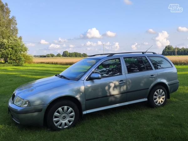 Pelēks Skoda Octavia 2003 Mažeikiai, ar dzinēja tilpumu 1.60 L un nobraukumu 189 tūkst. km par 2150 €, foto 5 vietnē AUTOMOTO.COM.LV
