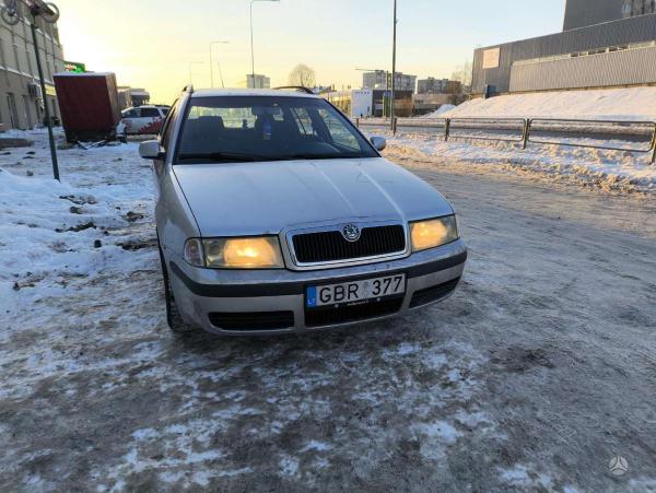 Grey Skoda Octavia 2003 in Vilnius, with an engine capacity of 1.90 L and mileage of 434 thousand km for 950 €, photo 2 on AUTOMOTO.COM.LV