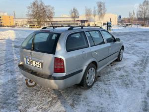 Grey Skoda Octavia 2003 in Vilnius, with an engine capacity of 1.90 L and mileage of 370 thousand km for 900 €, photo 2 on AUTOMOTO.COM.LV