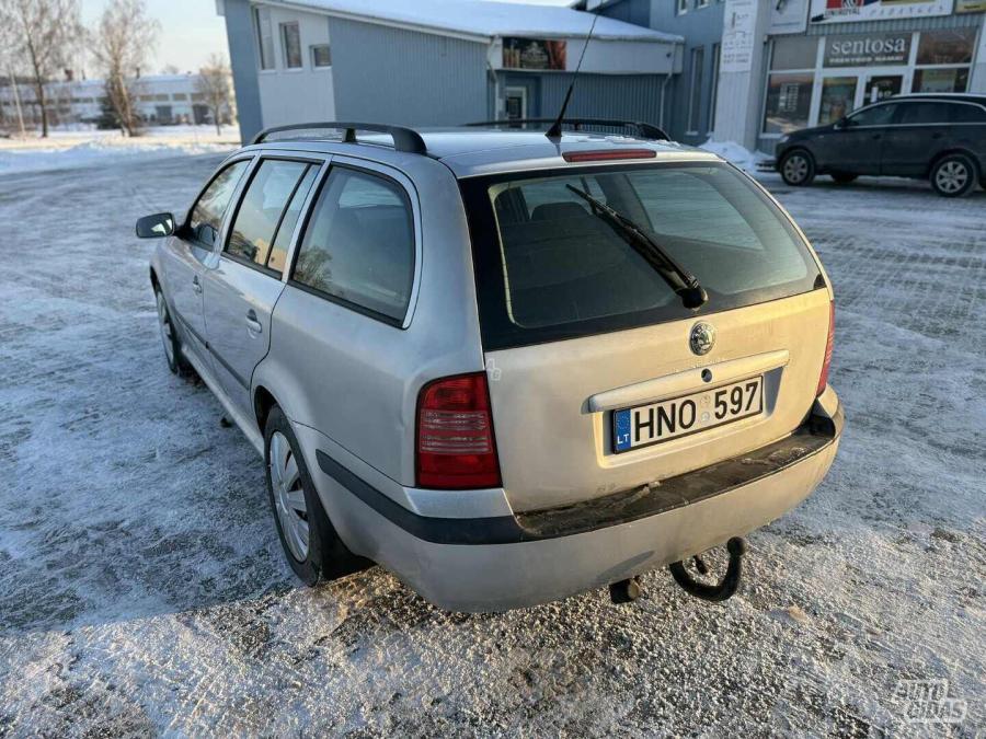 Grey Skoda Octavia 2003 in Vilnius, with an engine capacity of 1.90 L and mileage of 370 thousand km for 900 €, photo 3 on AUTOMOTO.COM.LV