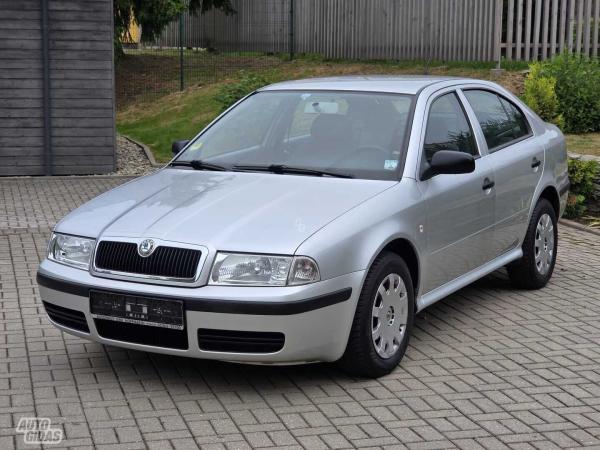Серый Шкода Октавия 2003 в Вильнюс, объемом двигателя 1.90 л и пробегом 178 тыс. км за 2200 €, фото 3 на AUTOMOTO.COM.LV