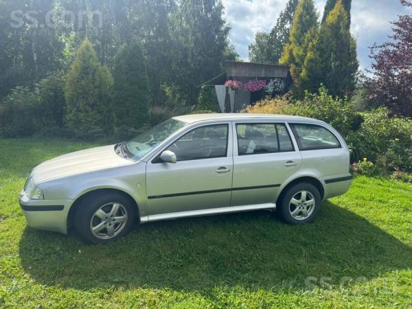 Skoda Octavia 2003 Tukums vietnē Pelēks Skoda Octavia 2003 Tukums, ar dzinēja tilpumu 1.90 L un nobraukumu 247 tūkst. km par 800 €, foto 4 vietnē AUTOMOTO.COM.LV