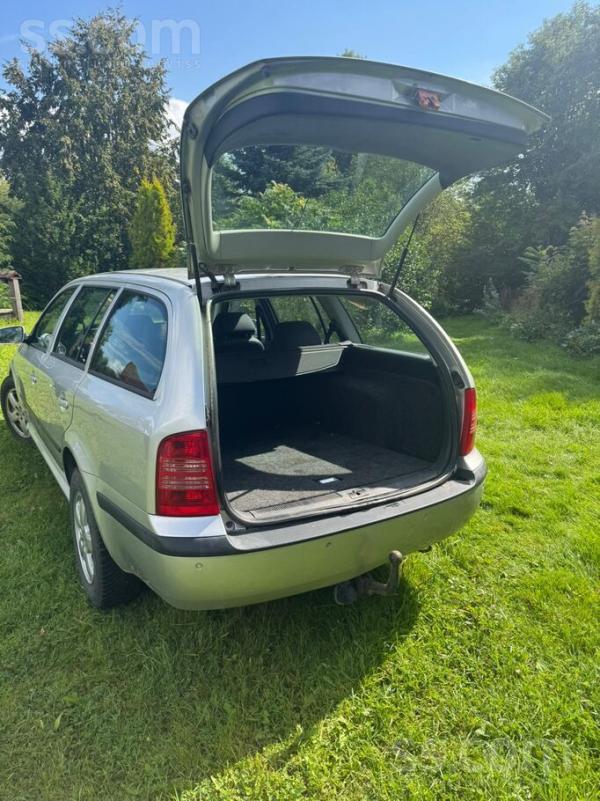 Skoda Octavia 2003 Tukums vietnē Pelēks Skoda Octavia 2003 Tukums, ar dzinēja tilpumu 1.90 L un nobraukumu 247 tūkst. km par 800 €, foto 9 vietnē AUTOMOTO.COM.LV