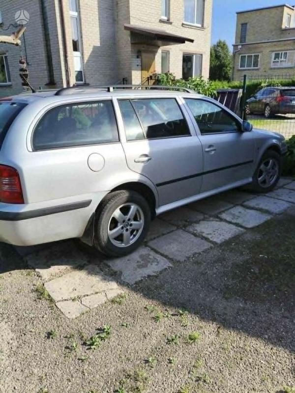 Grey Skoda Octavia 2003 in Kupiskis, with an engine capacity of 1.90 L and mileage of 247 thousand km for 2000 €, photo 4 on AUTOMOTO.COM.LV