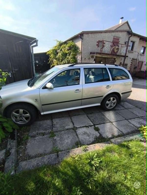 Grey Skoda Octavia 2003 in Kupiskis, with an engine capacity of 1.90 L and mileage of 247 thousand km for 2000 €, photo 5 on AUTOMOTO.COM.LV