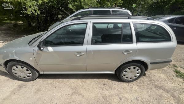 Pelēks Skoda Octavia 2004 Viļņa, ar dzinēja tilpumu 1.90 L un nobraukumu 251 tūkst. km par 1250 €, foto 6 vietnē AUTOMOTO.COM.LV