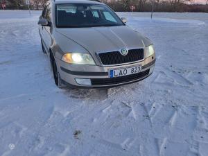 Pelēks Skoda Octavia 2005 Biržai, ar dzinēja tilpumu 1.96 L un nobraukumu 420 tūkst. km par 1250 €, foto 7 vietnē AUTOMOTO.COM.LV