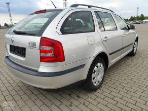 Grey Skoda Octavia 2005 in Marijampole, with an engine capacity of 1.60 L and mileage of 184 thousand km for 1950 €, photo 8 on AUTOMOTO.COM.LV