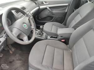 Grey Skoda Octavia 2005 in Marijampole, with an engine capacity of 1.60 L and mileage of 184 thousand km for 1950 €, photo 13 on AUTOMOTO.COM.LV