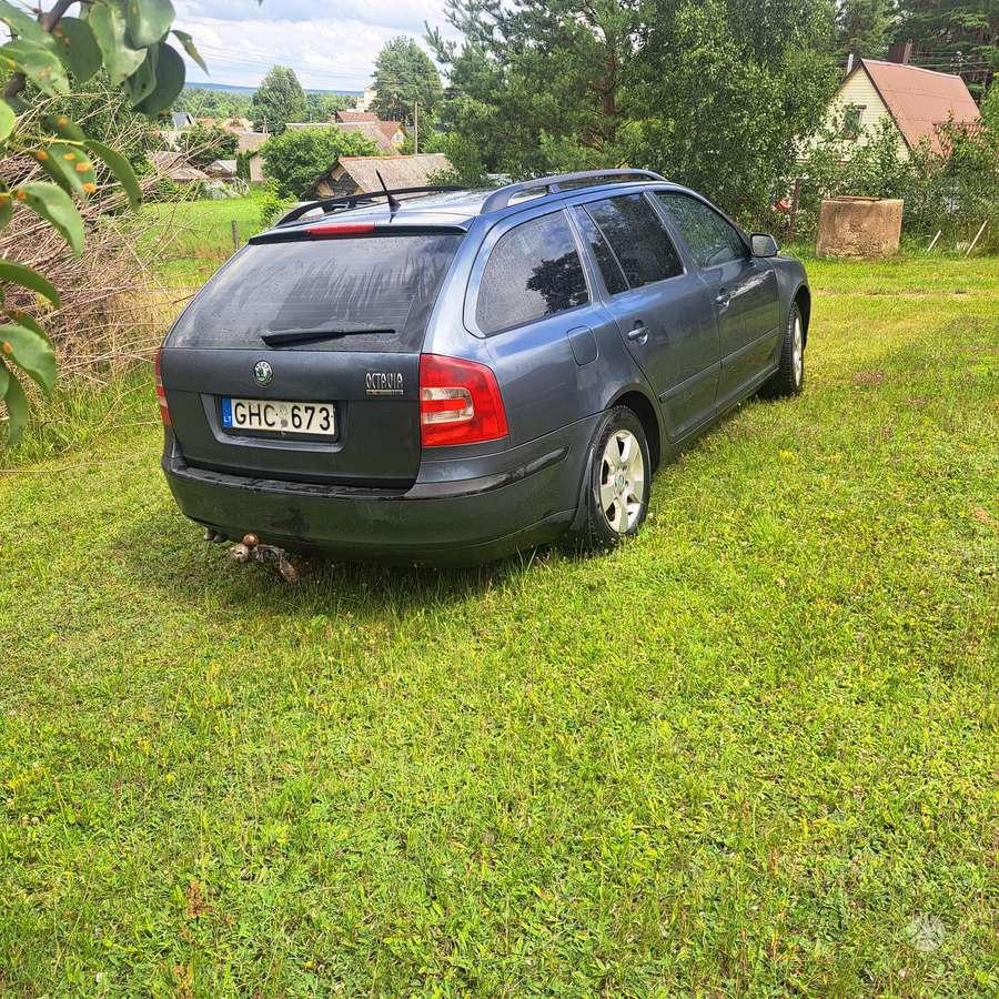 Grey Skoda Octavia 2005 in Vilnius, with an engine capacity of 1.90 L and mileage of 404 thousand km for 1300 €, photo 5 on AUTOMOTO.COM.LV