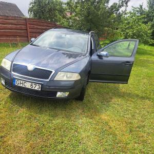 Grey Skoda Octavia 2005 in Vilnius, with an engine capacity of 1.90 L and mileage of 404 thousand km for 1300 €, photo 7 on AUTOMOTO.COM.LV