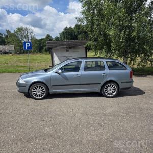 Grey Skoda Octavia 2005 in Valka, with an engine capacity of 2.00 L and mileage of 382 thousand km for 2700 €, photo 5 on AUTOMOTO.COM.LV