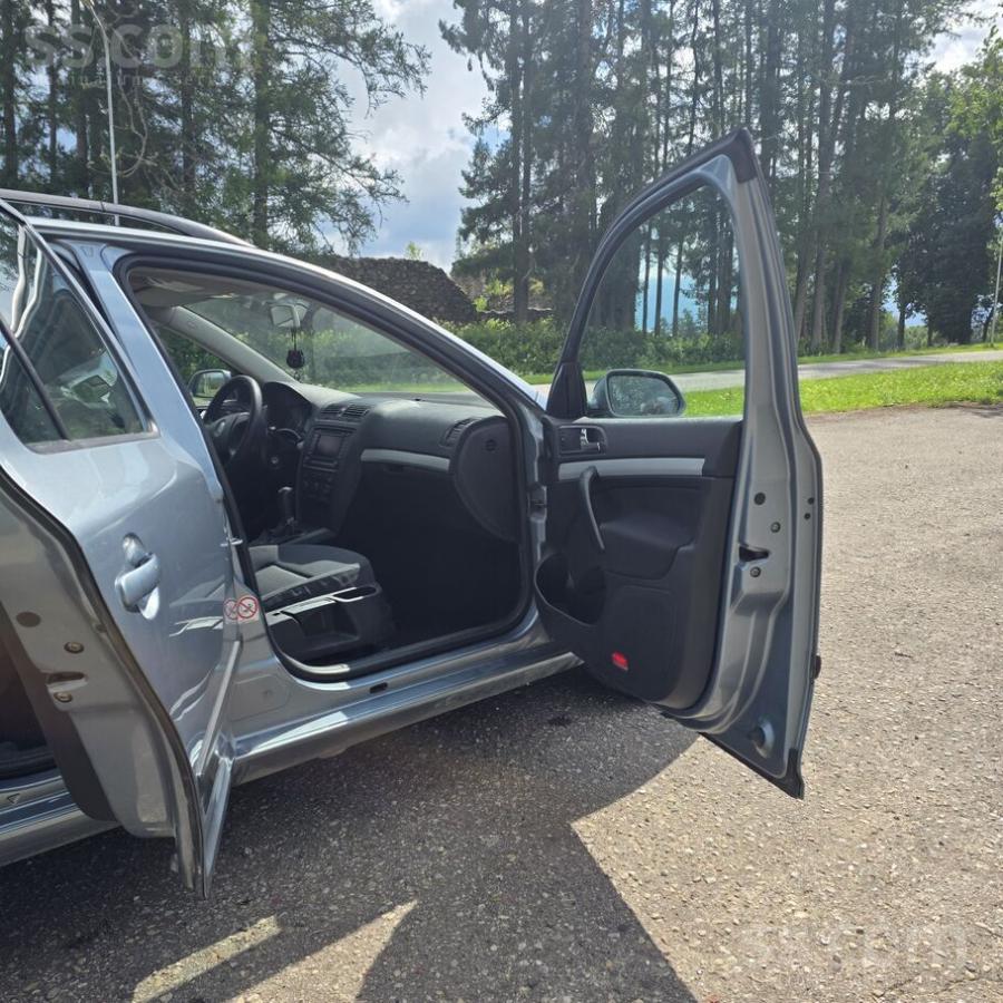 Grey Skoda Octavia 2005 in Valka, with an engine capacity of 2.00 L and mileage of 382 thousand km for 2700 €, photo 17 on AUTOMOTO.COM.LV