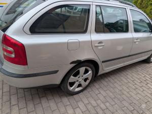 Grey Skoda Octavia 2005 in Vilkaviskis, with an engine capacity of 1.97 L and mileage of 196 thousand km for 1350 €, photo 7 on AUTOMOTO.COM.LV