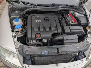 Grey Skoda Octavia 2005 in Vilkaviskis, with an engine capacity of 1.97 L and mileage of 196 thousand km for 1350 €, photo 8 on AUTOMOTO.COM.LV