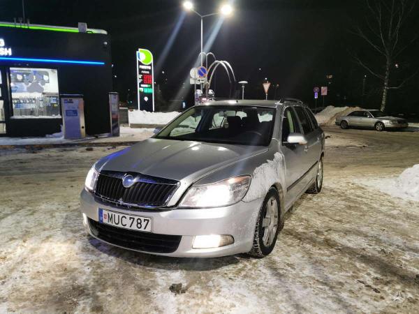 Grey Skoda Octavia 2006 in Vilnius, with an engine capacity of 1.90 L and mileage of 320 thousand km for 1350 €, photo 1 on AUTOMOTO.COM.LV