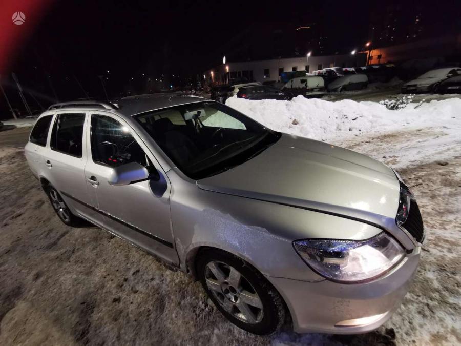 Grey Skoda Octavia 2006 in Vilnius, with an engine capacity of 1.90 L and mileage of 320 thousand km for 1350 €, photo 11 on AUTOMOTO.COM.LV