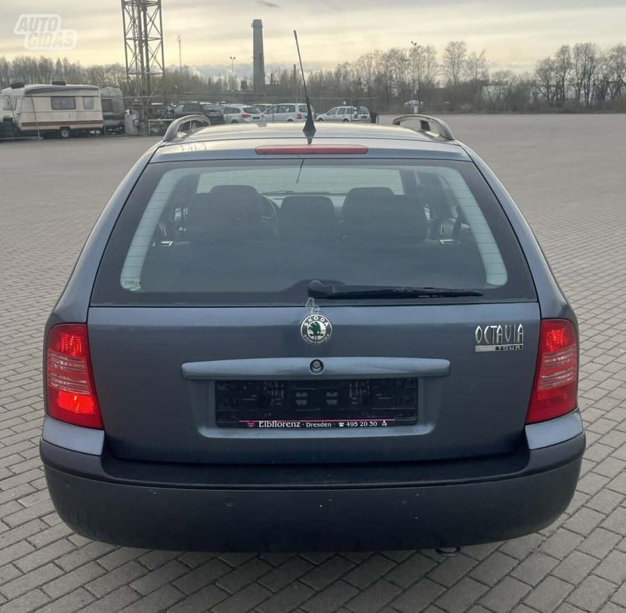 Grey Skoda Octavia 2006 in Marijampole, with an engine capacity of 1.60 L and mileage of 234 thousand km for 1649 €, photo 7 on AUTOMOTO.COM.LV