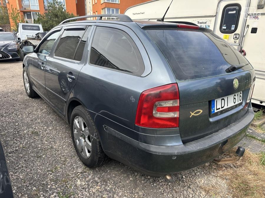 Grey Skoda Octavia 2006 in Vilnius, with an engine capacity of 2.00 L and mileage of 254 thousand km for 599 €, photo 6 on AUTOMOTO.COM.LV