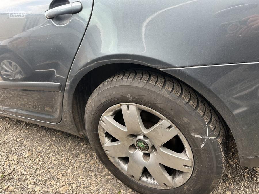 Grey Skoda Octavia 2006 in Vilnius, with an engine capacity of 2.00 L and mileage of 254 thousand km for 599 €, photo 10 on AUTOMOTO.COM.LV