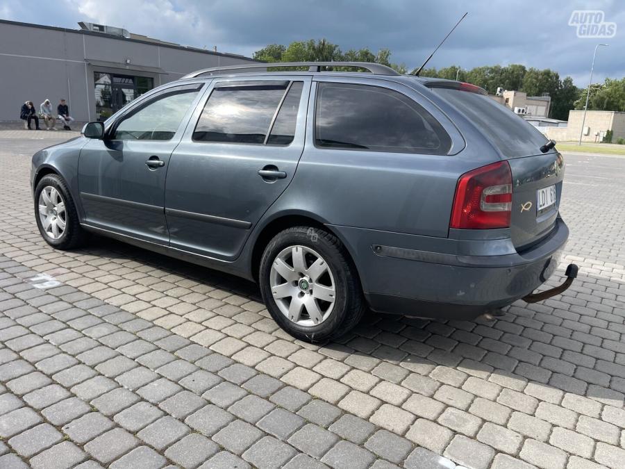 Grey Skoda Octavia 2006 in Vilnius, with an engine capacity of 2.00 L and mileage of 250 thousand km for 1700 €, photo 3 on AUTOMOTO.COM.LV