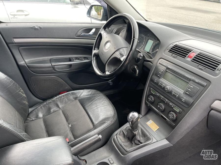 Grey Skoda Octavia 2006 in Vilnius, with an engine capacity of 2.00 L and mileage of 250 thousand km for 1700 €, photo 31 on AUTOMOTO.COM.LV