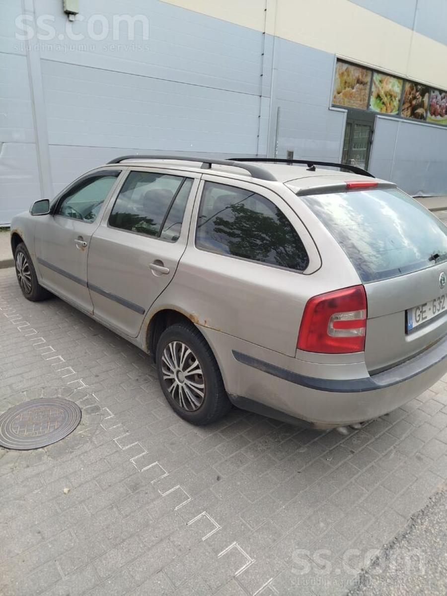 Pelēks Skoda Octavia 2006 Rīga, ar dzinēja tilpumu 1.90 L un nobraukumu 375 tūkst. km par 600 €, foto 3 vietnē AUTOMOTO.COM.LV