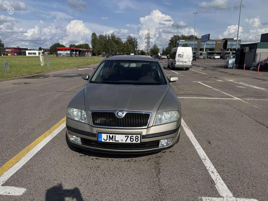 Серый Шкода Октавия 2006 в Каунас, объемом двигателя 1.90 л и пробегом 308 тыс. км за 1100 €, фото 1 на AUTOMOTO.COM.LV