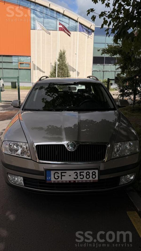 Pelēks Skoda Octavia 2006 Rīga, ar dzinēja tilpumu 1.90 L un nobraukumu 200 tūkst. km par 1850 €, foto 2 vietnē AUTOMOTO.COM.LV