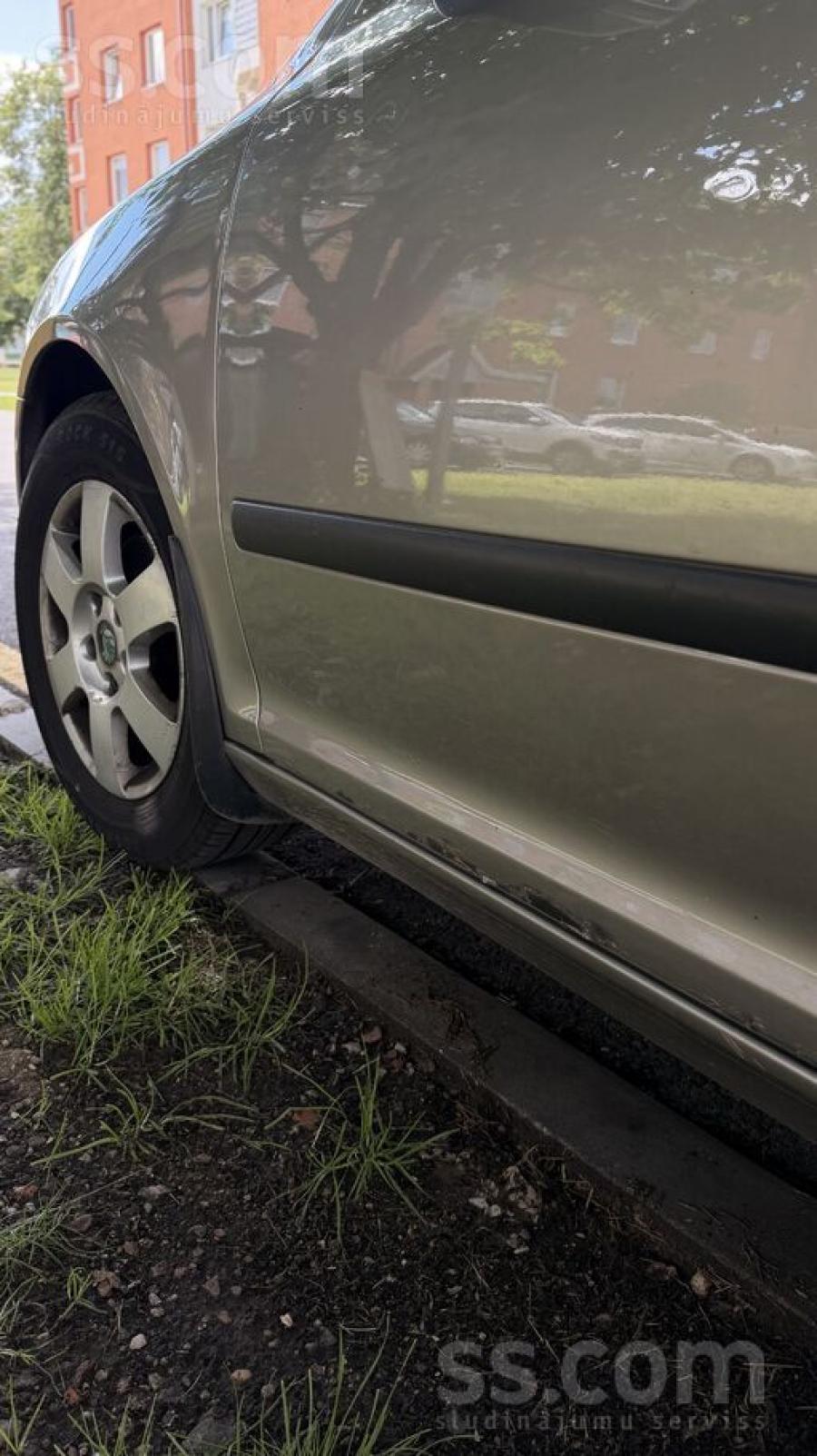 Pelēks Skoda Octavia 2006 Rīga, ar dzinēja tilpumu 1.90 L un nobraukumu 200 tūkst. km par 1850 €, foto 4 vietnē AUTOMOTO.COM.LV
