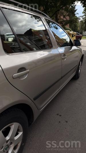 Pelēks Skoda Octavia 2006 Rīga, ar dzinēja tilpumu 1.90 L un nobraukumu 200 tūkst. km par 1850 €, foto 7 vietnē AUTOMOTO.COM.LV
