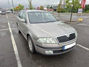 Pelēks Skoda Octavia 2006 Viļņa, ar dzinēja tilpumu 2.00 L un nobraukumu 328 tūkst. km par 1150 €, foto 4 vietnē AUTOMOTO.COM.LV