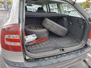 Pelēks Skoda Octavia 2006 Viļņa, ar dzinēja tilpumu 2.00 L un nobraukumu 328 tūkst. km par 1150 €, foto 8 vietnē AUTOMOTO.COM.LV