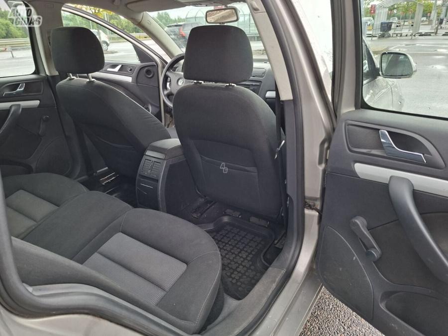 Pelēks Skoda Octavia 2006 Viļņa, ar dzinēja tilpumu 2.00 L un nobraukumu 328 tūkst. km par 1150 €, foto 13 vietnē AUTOMOTO.COM.LV