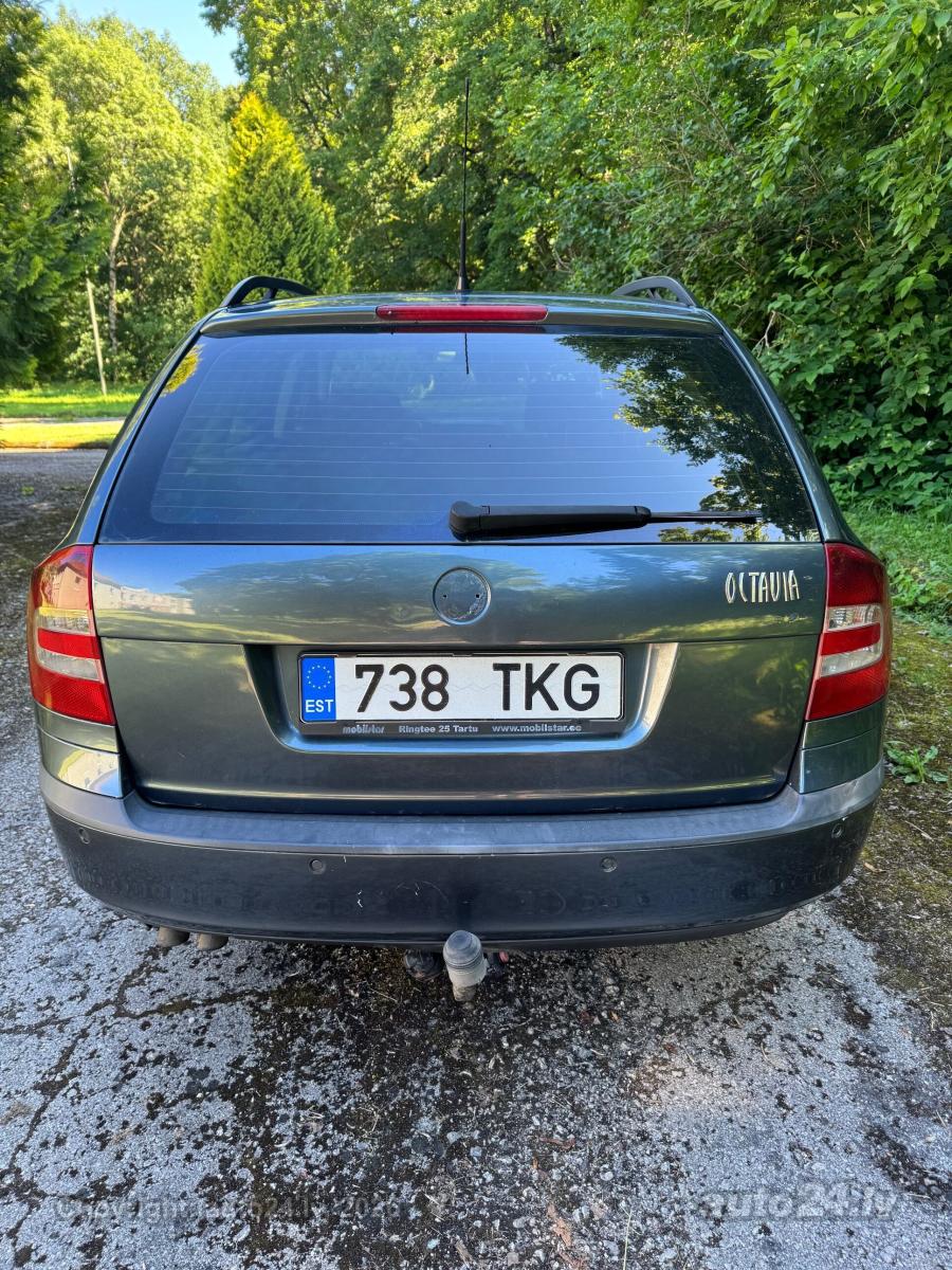 Pelēks Skoda Octavia 2006 Rakvere, ar dzinēja tilpumu 2.00 L un nobraukumu 369 tūkst. km par 1499 €, foto 5 vietnē AUTOMOTO.COM.LV