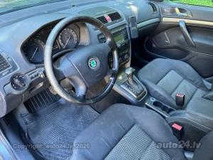 Pelēks Skoda Octavia 2006 Rakvere, ar dzinēja tilpumu 2.00 L un nobraukumu 369 tūkst. km par 1499 €, foto 8 vietnē AUTOMOTO.COM.LV