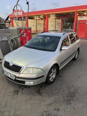 Grey Skoda Octavia 2006 in Kaunas, with an engine capacity of 1.90 L and mileage of 516 thousand km for 1350 €, photo 3 on AUTOMOTO.COM.LV