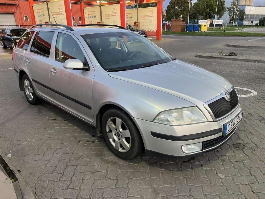 Grey Skoda Octavia 2006 in Kaunas, with an engine capacity of 1.90 L and mileage of 516 thousand km for 1350 €, photo 9 on AUTOMOTO.COM.LV