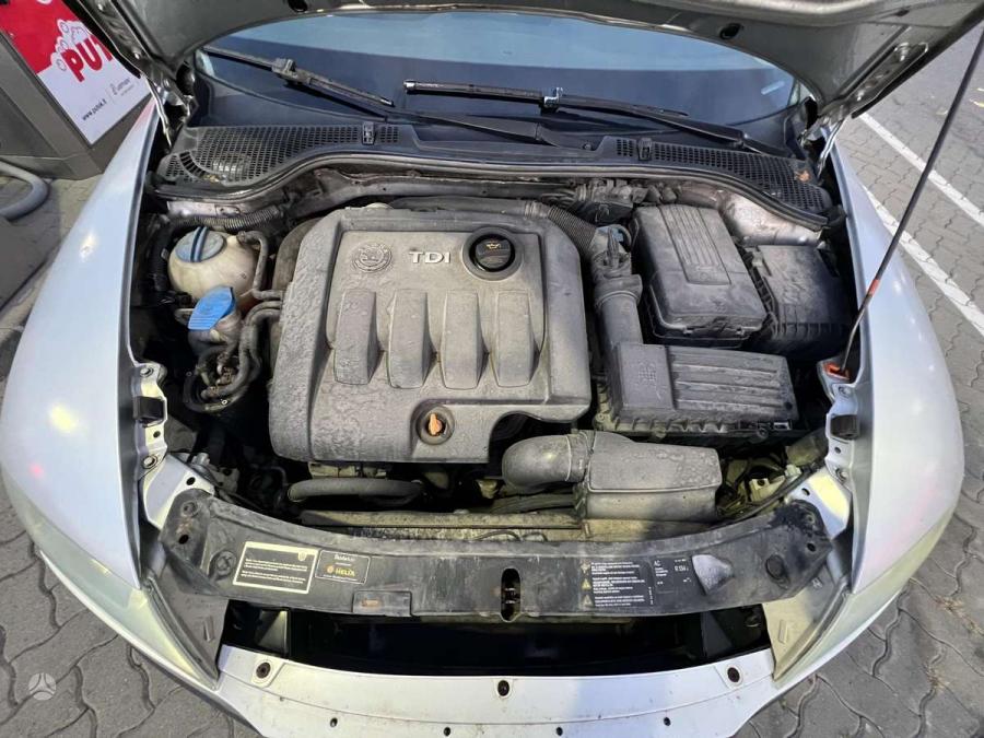 Grey Skoda Octavia 2006 in Kaunas, with an engine capacity of 1.90 L and mileage of 516 thousand km for 1350 €, photo 16 on AUTOMOTO.COM.LV