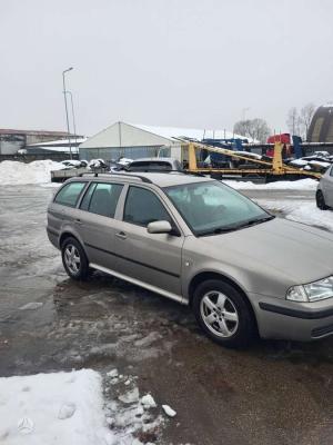 Grey Skoda Octavia 2007 in Marijampole, with an engine capacity of 1.60 L and mileage of 140 thousand km for 1999 €, photo 5 on AUTOMOTO.COM.LV