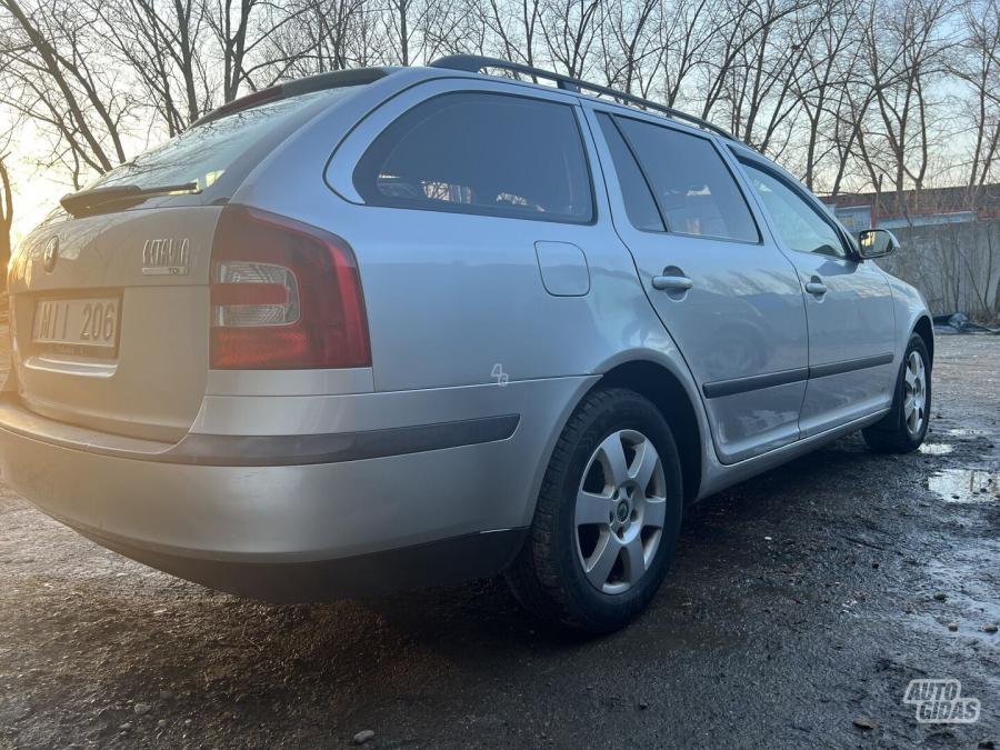 Pelēks Skoda Octavia 2007 Klaipėda, ar dzinēja tilpumu 1.90 L un nobraukumu 458 tūkst. km par 2100 €, foto 4 vietnē AUTOMOTO.COM.LV
