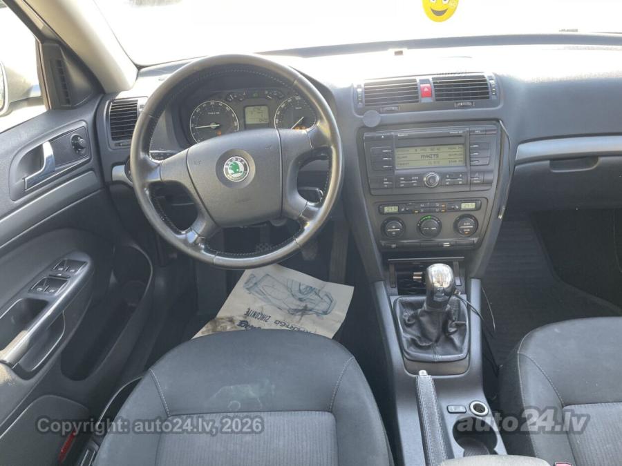 Pelēks Skoda Octavia 2007 Tartu, ar dzinēja tilpumu 2.00 L un nobraukumu 381 tūkst. km par 1499 €, foto 9 vietnē AUTOMOTO.COM.LV
