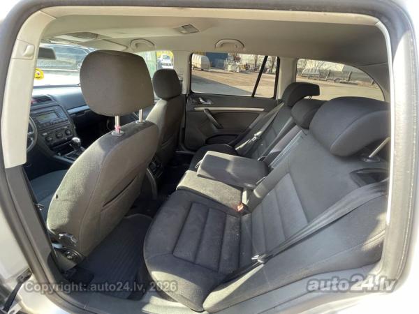Grey Skoda Octavia 2007 in Tartu, with an engine capacity of 2.00 L and mileage of 381 thousand km for 1499 €, photo 11 on AUTOMOTO.COM.LV