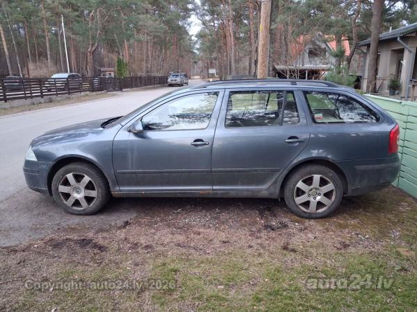 Grey Skoda Octavia 2007 in Tallinn, with an engine capacity of 1.60 L and mileage of 240 thousand km for 500 €, photo 3 on AUTOMOTO.COM.LV