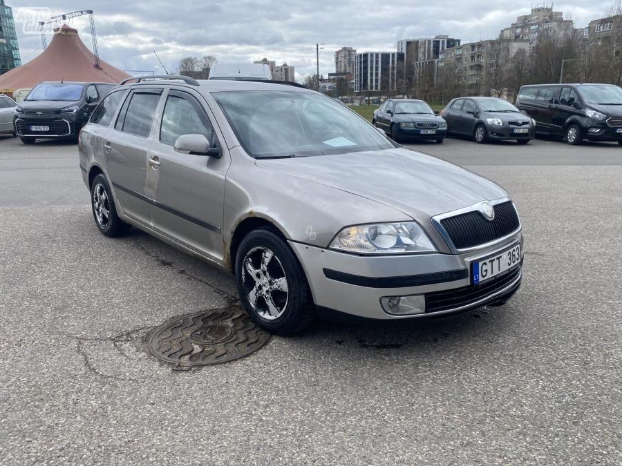 Grey Skoda Octavia 2007 in Vilnius, with an engine capacity of 1.90 L and mileage of 450 thousand km for 750 €, photo 1 on AUTOMOTO.COM.LV