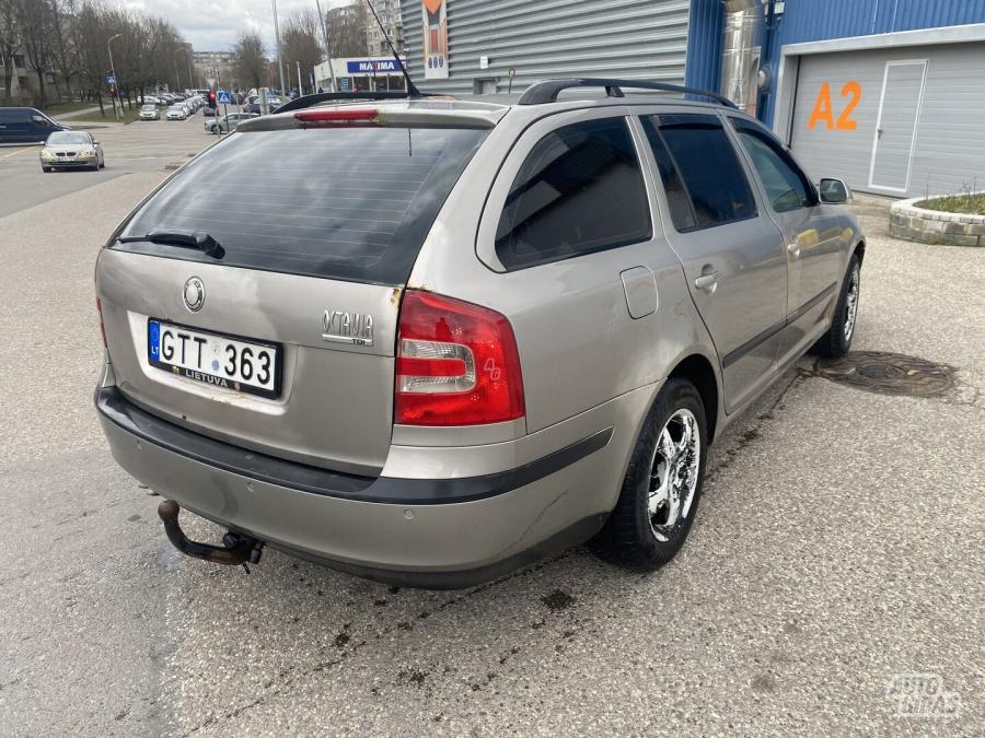Grey Skoda Octavia 2007 in Vilnius, with an engine capacity of 1.90 L and mileage of 450 thousand km for 750 €, photo 9 on AUTOMOTO.COM.LV