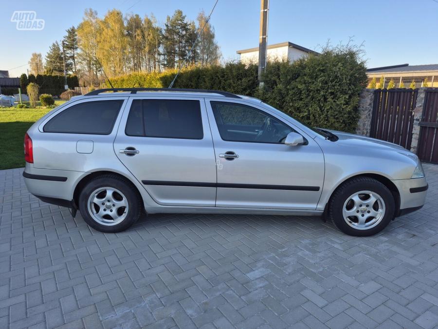 Grey Skoda Octavia 2007 in Jonava, with an engine capacity of 1.90 L and mileage of 283 thousand km for 2000 €, photo 5 on AUTOMOTO.COM.LV
