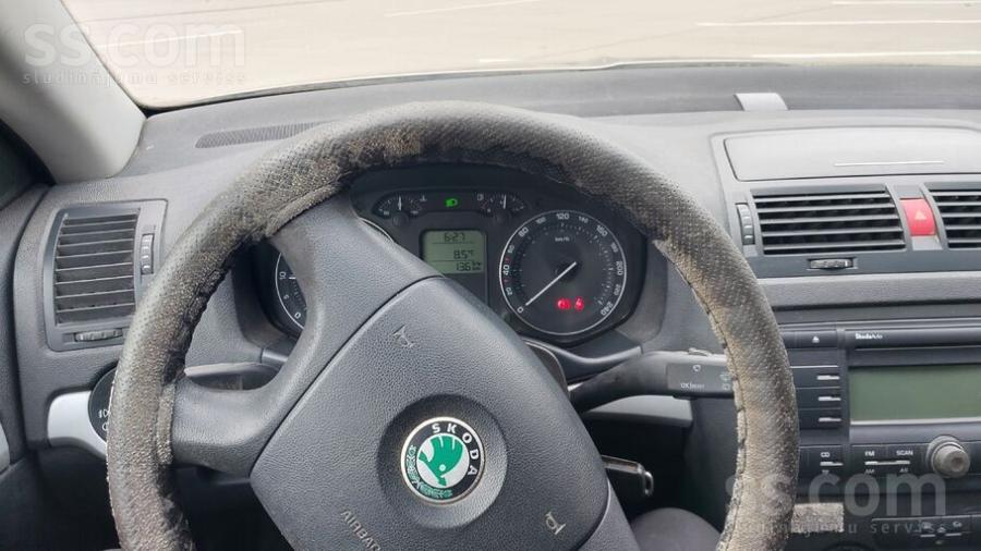 Pelēks Skoda Octavia 2007 Alūksne, ar dzinēja tilpumu 1.90 L un nobraukumu 0 tūkst. km par 990 €, foto 12 vietnē AUTOMOTO.COM.LV